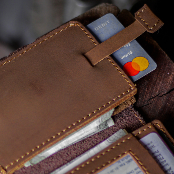Buy Spitfire Leather Wallet For Men | GlidingGear – GlidingGear Company